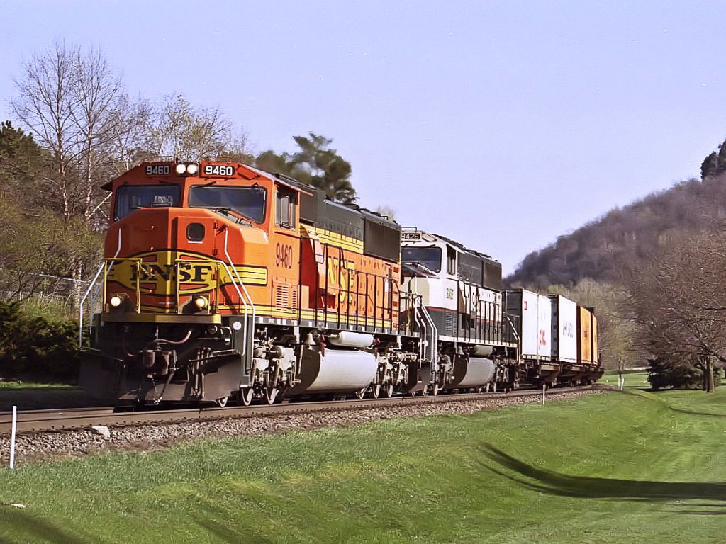 BNSF 9460